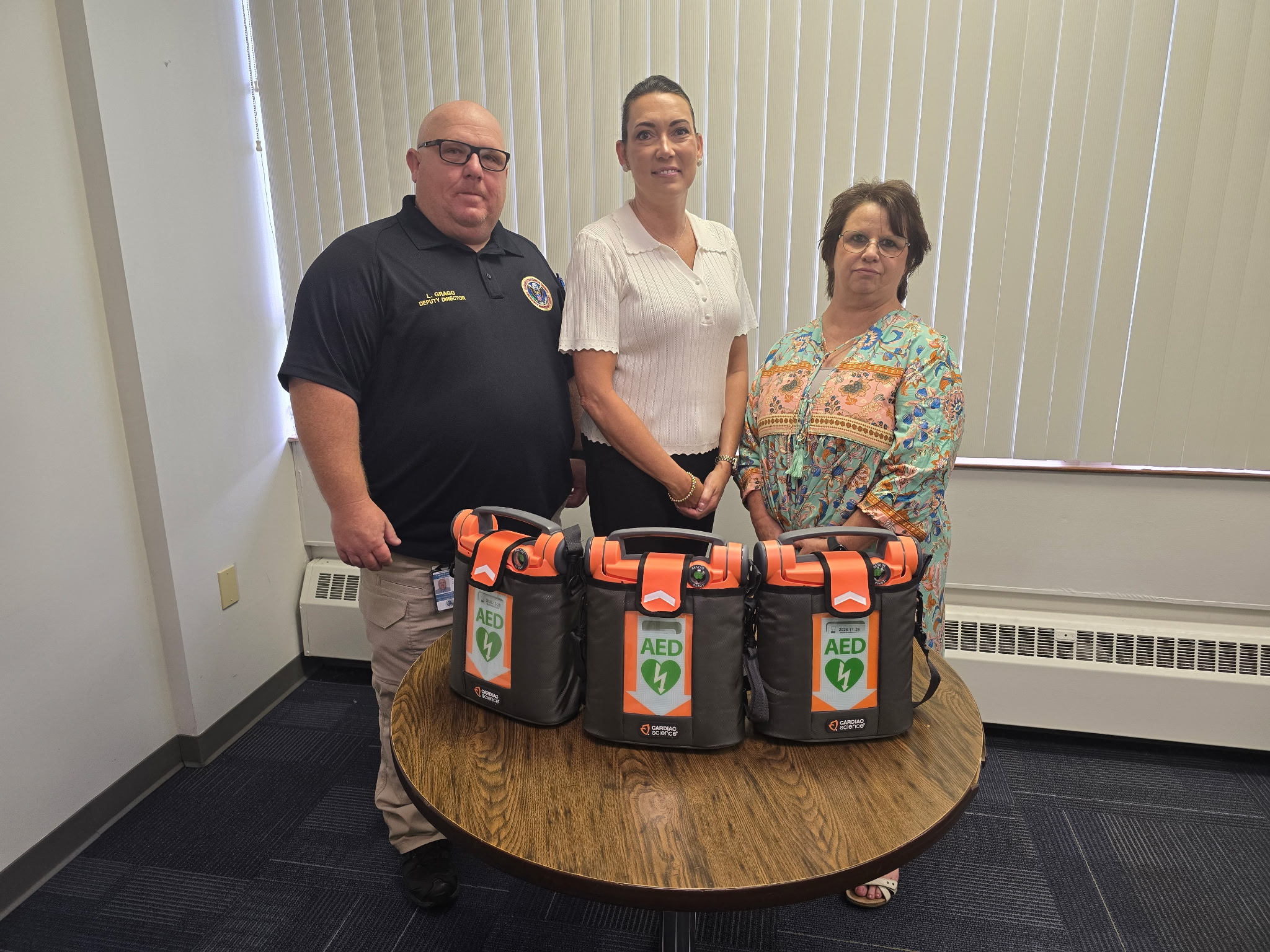 Carter County mayor's and sheriff's offices purchase 113 AEDS ...
